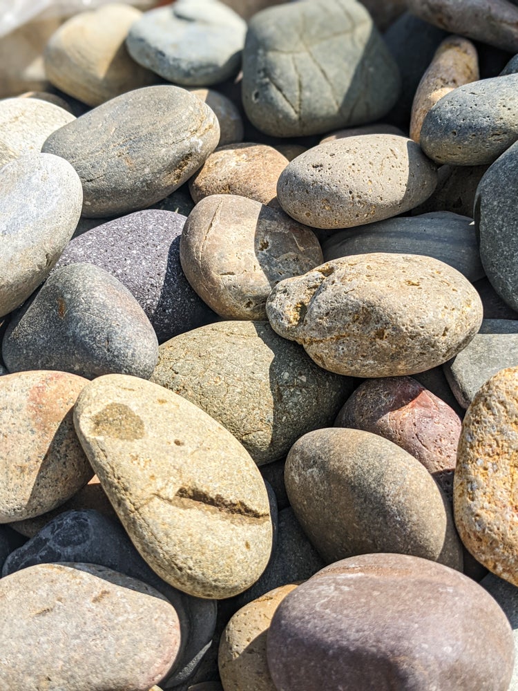 Mexican Beach Pebble - Mixed | Quarry Land